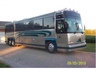 1990 Mci bus conversion - Bus Conversions Classifieds