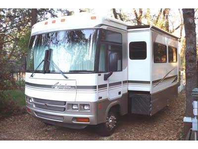 2002 32’ Winnebago Adventurer w 2 slides - Used Motor Homes Classifieds